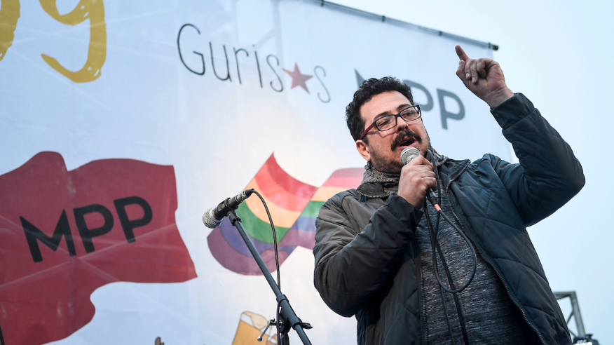 Pacha Sánchez contra “el Gobierno de los acomodos y los amigos ...